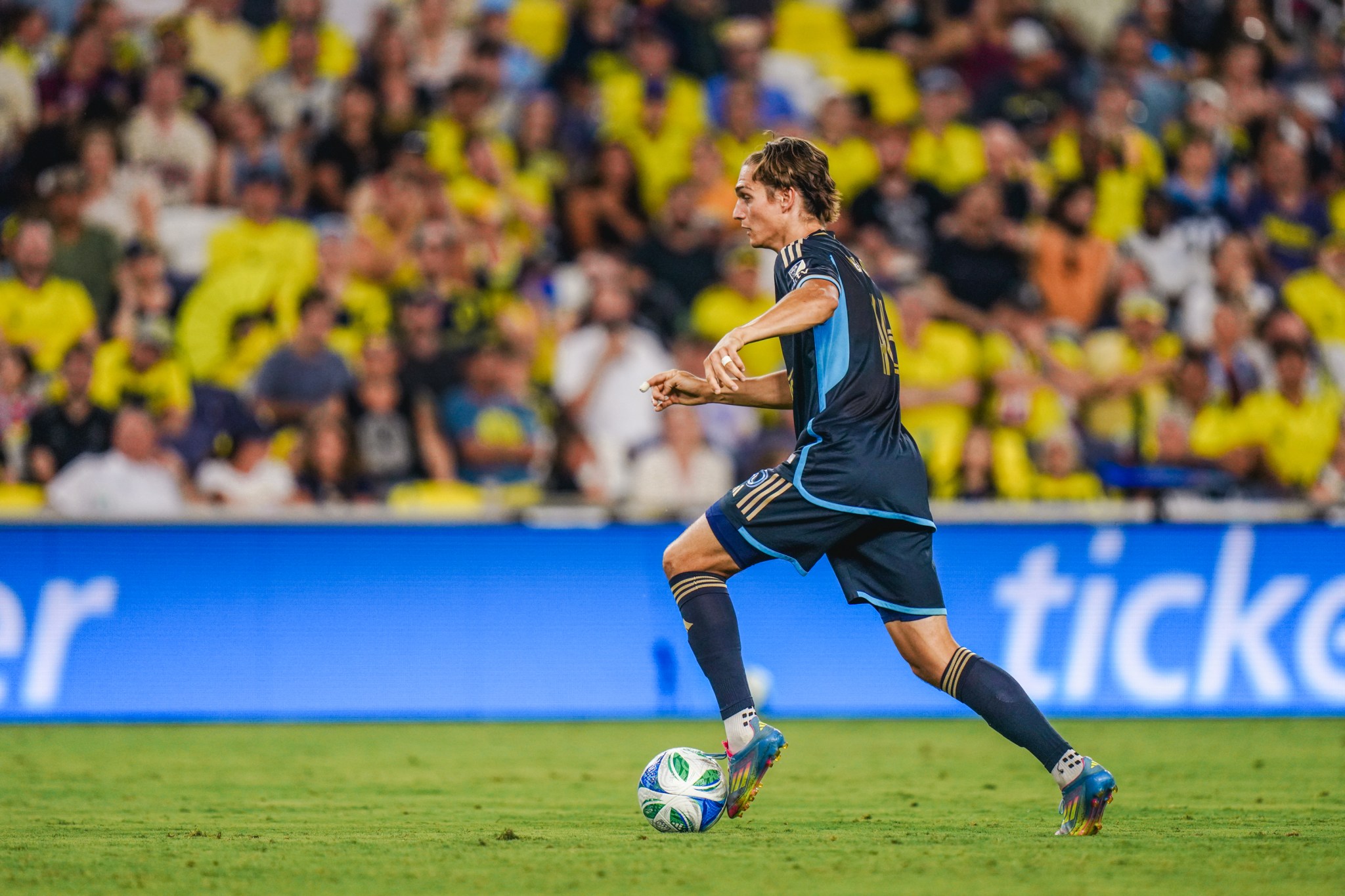Ben Bender Returns to Philadelphia on a New Contract; Isaiah LeFlore to ...